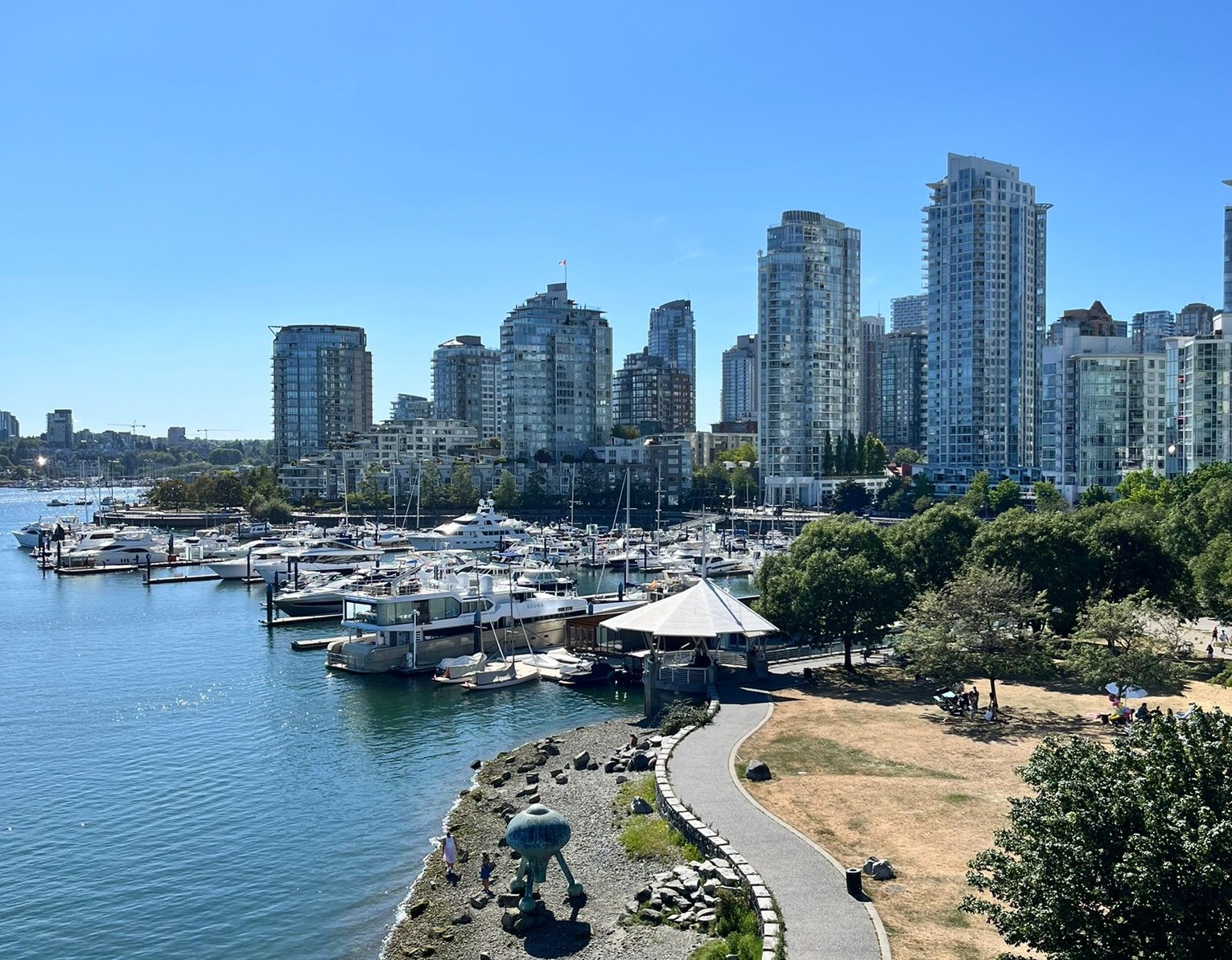 Work & Study program in Canada: Lesly's experience - GAMA Study